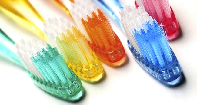 Escova Dente Dental Ideal – Clínica Odontológica Dra. Sandra Brandão